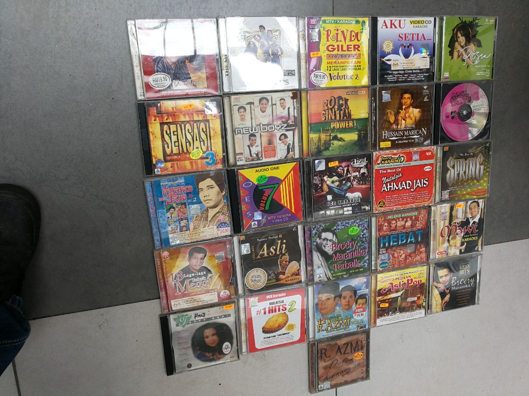 1 lot 26 keping vcd melayu, Hobbies & Toys, Collectibles & Memorabilia ...