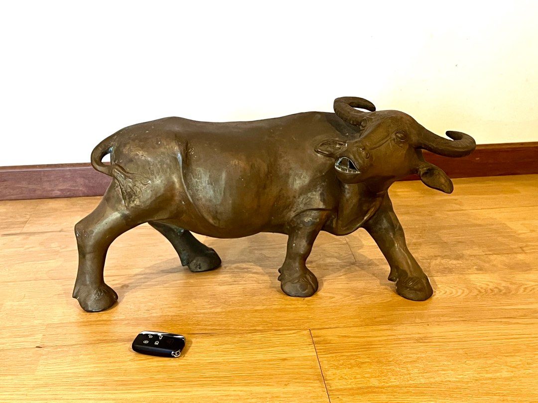Antique Brass Feng Shui Fortune Bull, Hobbies & Toys, Memorabilia ...