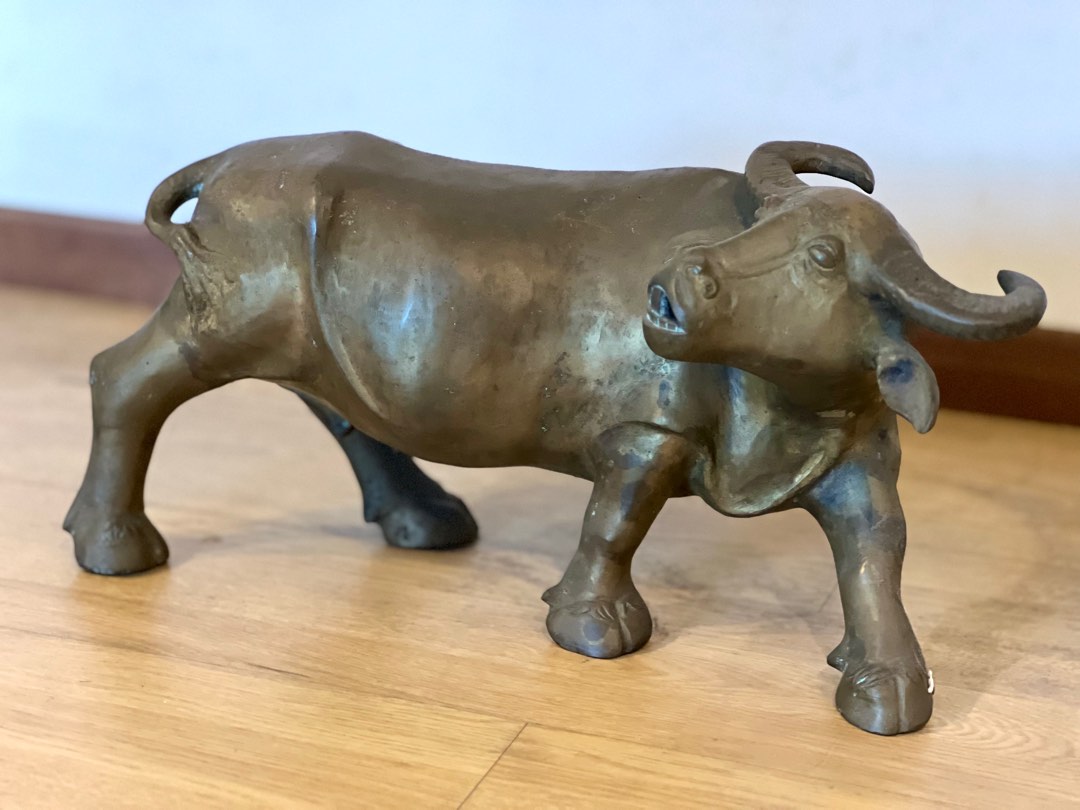 Antique Brass Feng Shui Fortune Bull, Hobbies & Toys, Memorabilia ...