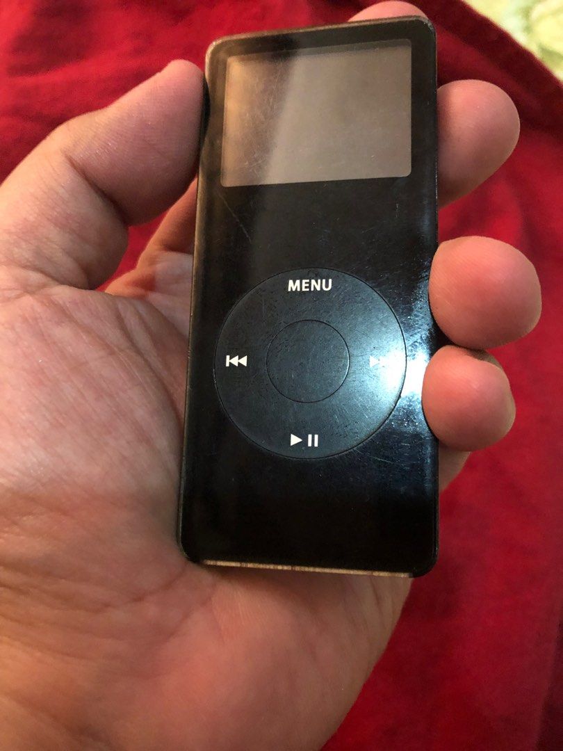 Apple iPod Nano 1st Generation 1GB (UNIT ONLY), Audio, Portable Music ...