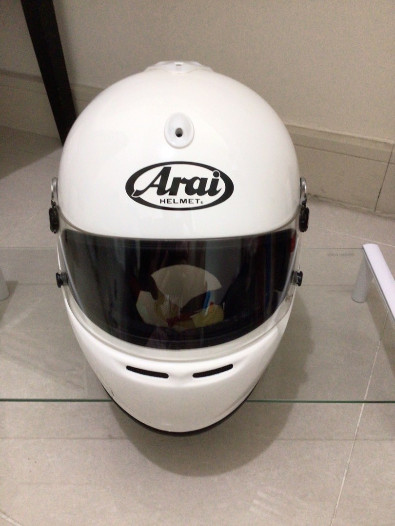 Aria GP-5S kart racing compliant helmet, 汽車配件, 其他 - Carousell