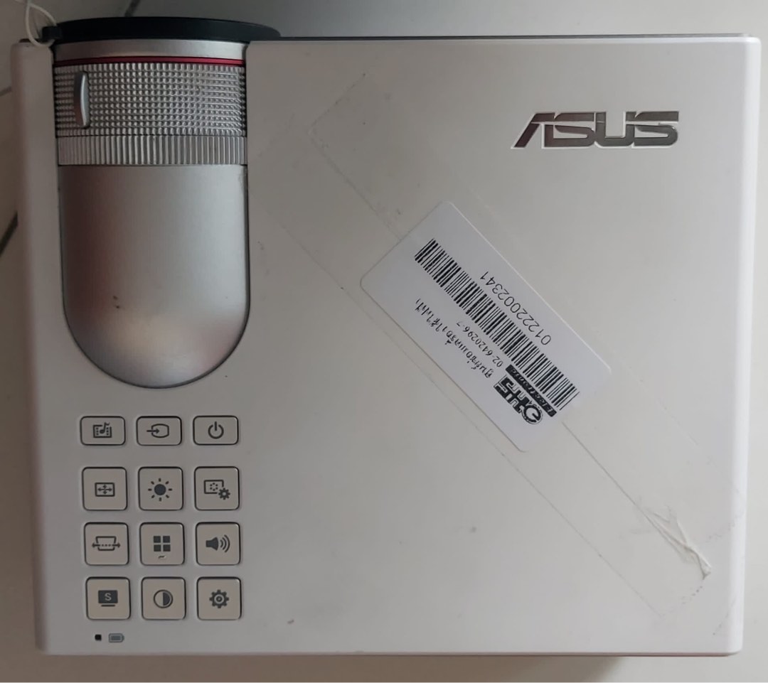 Asus Mini Projector like new, TV & Home Appliances, TV & Entertainment ...