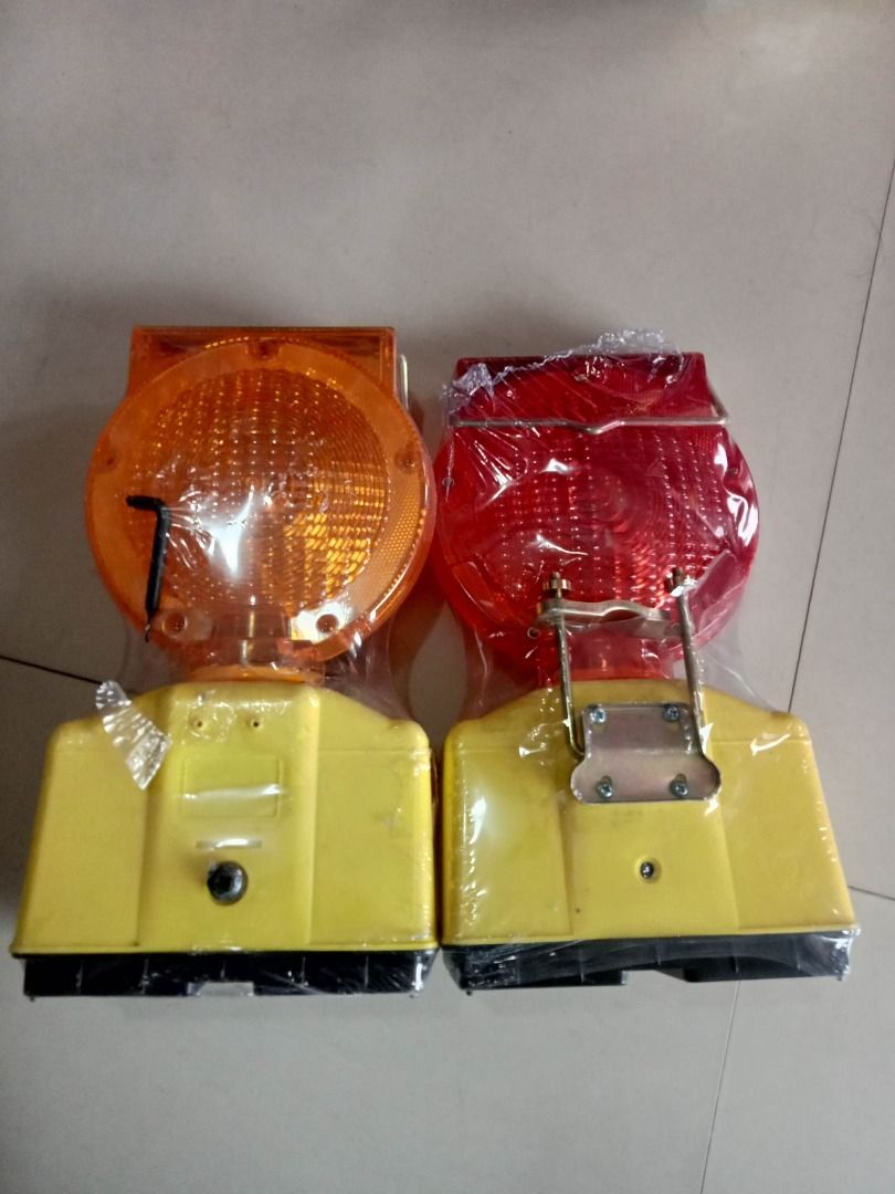 Big Solar Blinker Light for Barrier, Commercial & Industrial ...