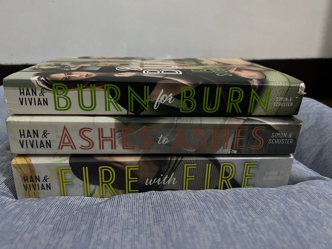 Burn for burn set - jenny han and siobhan vivian, Hobbies & Toys, Books ...