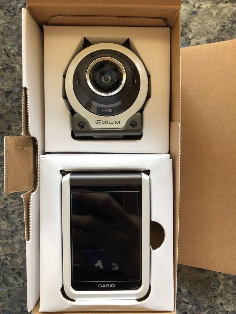 Casio FR100 Selfie Camera, Photography, Cameras on Carousell