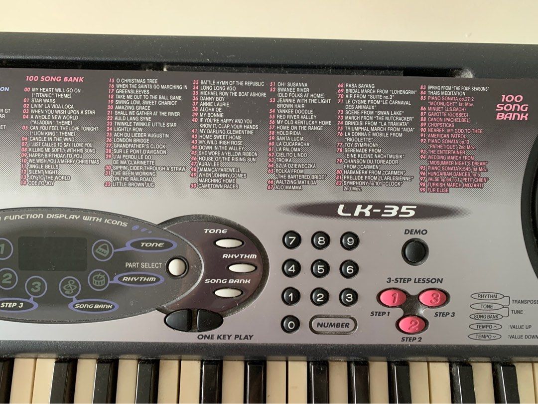 Casio Lk 35 keyboard, Hobbies & Toys, Music & Media, Musical Instruments on Carousell