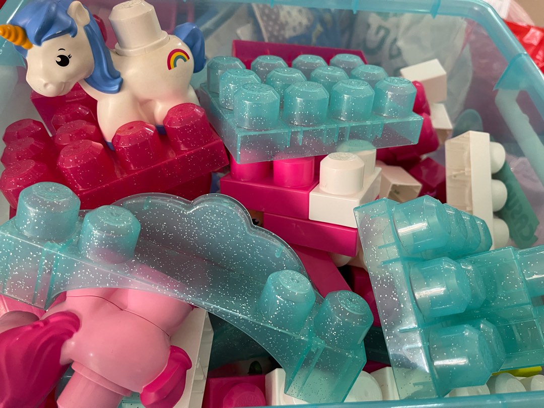 Castle princess bricks, Hobbies & Toys, Toys & Games on Carousell