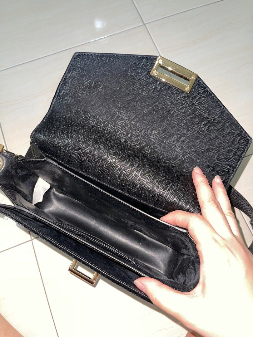 Charles & Keith Crossbody Bag, Women's Fashion, Bags & Wallets, Cross-body Bags on Carousell