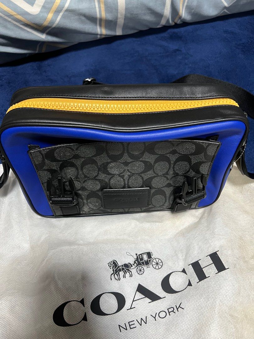 Coach Messenger bag, Men's Fashion, Bags, Sling Bags on Carousell