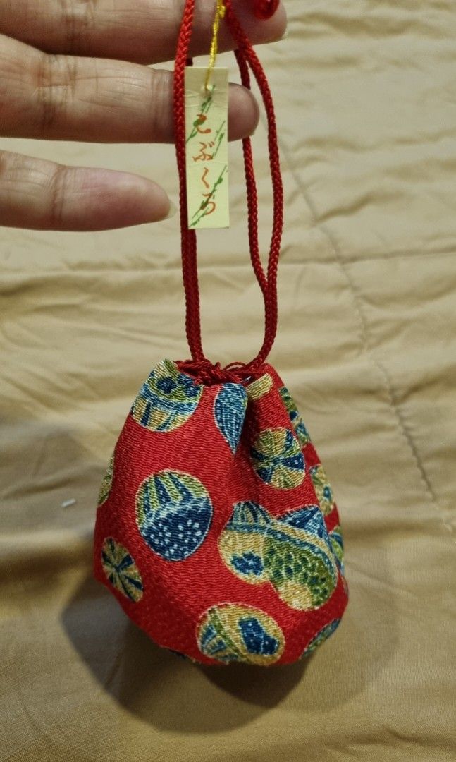 Coin bag kinchaku bag japan traditional, Women's Fashion, Bags ...