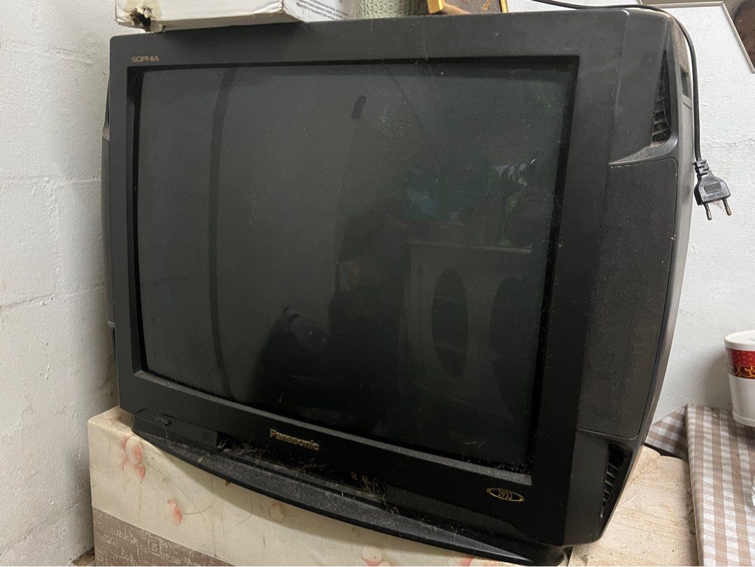 CRT TV / Vintage TV, TV & Home Appliances, TV & Entertainment, TV on ...