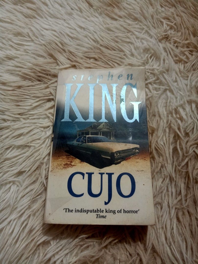 Cujo by Stephen King, Hobbies & Toys, Books & Magazines, Fiction & Non ...