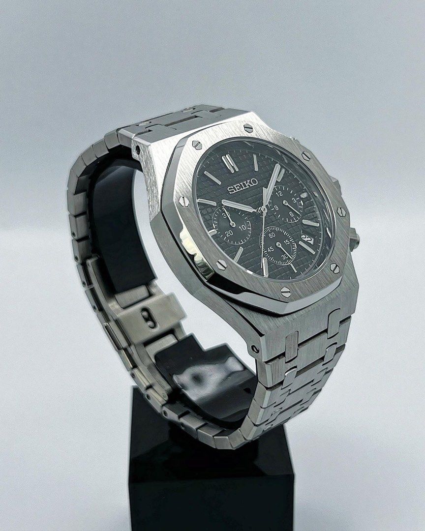 Custom Seiko Mod Black AP quartz chronograph in 42mm, Men's Fashion ...