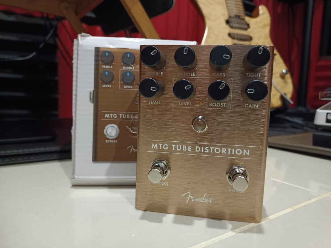 Fender MTG Tube Distortion, Hobbies & Toys, Music & Media, Musical ...