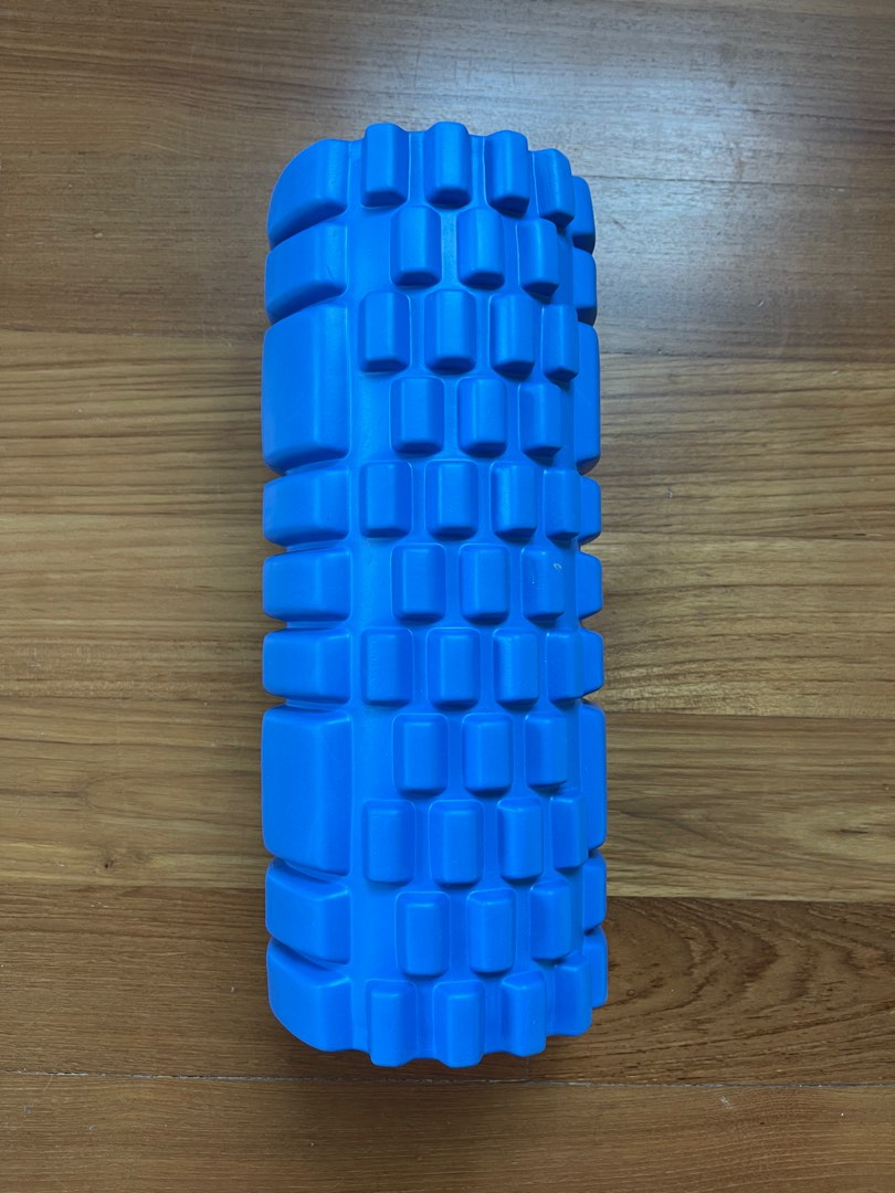 Foam Roller with spikes, Sports Equipment, Exercise & Fitness, Toning ...