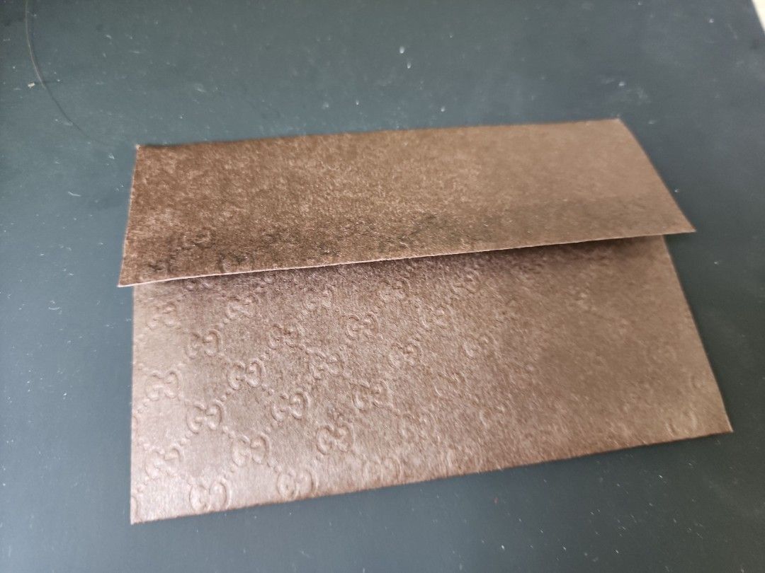 Gucci Envelope, Luxury, Accessories on Carousell