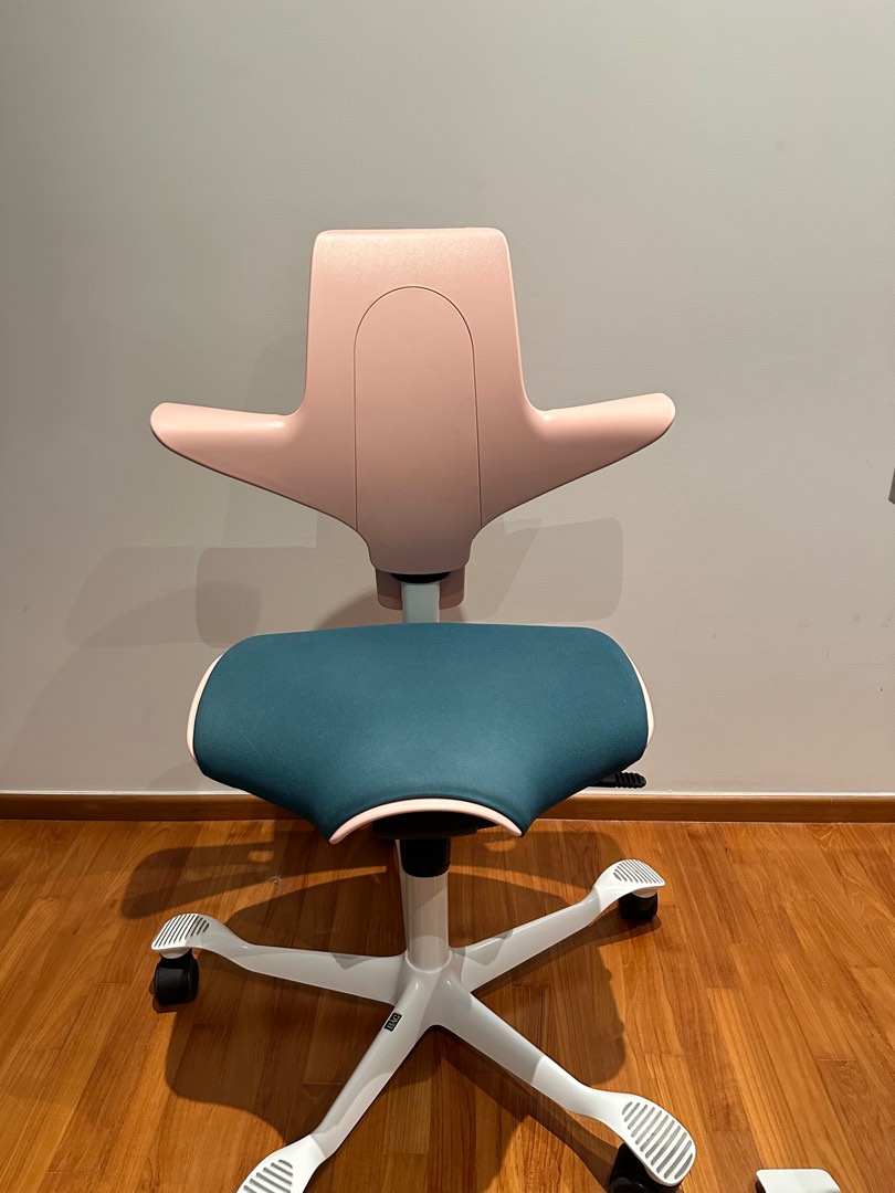 HAG Capisco Puls 8020 , Furniture & Home Living, Furniture, Chairs on ...