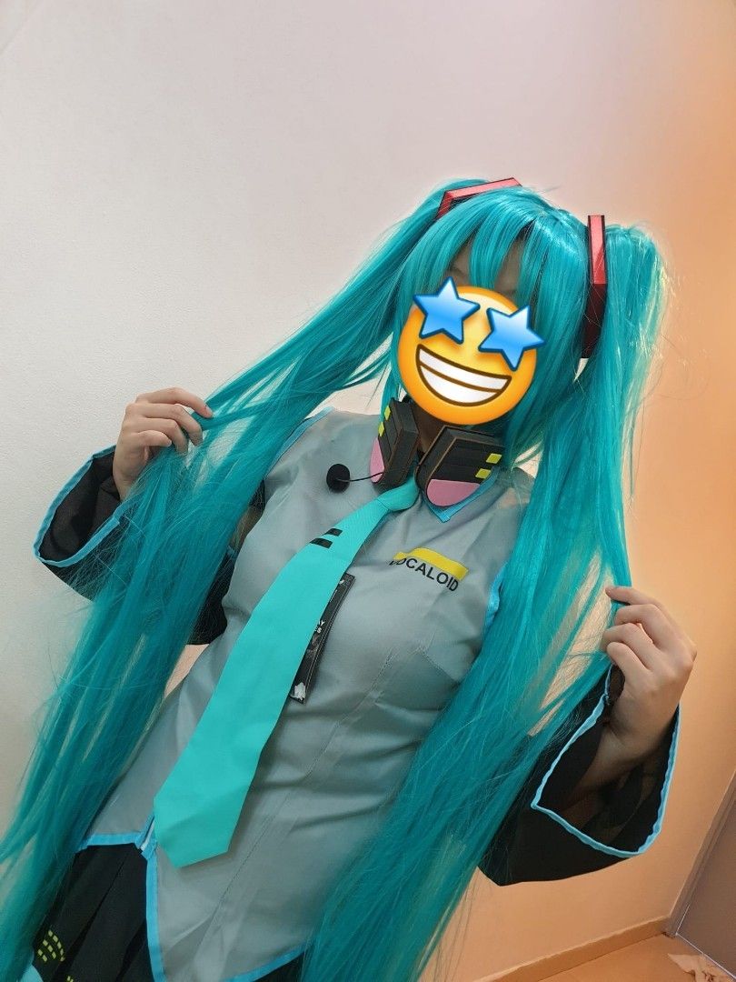 Hatsune Miku Cosplay Everything Else On Carousell