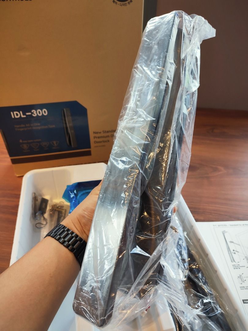 HDC IDL-300 Digital Push/Pull Door Lock (Free Installation), Furniture & Home Living, Security ...