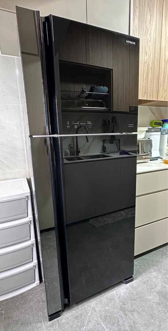 HITACHI 2 Door Fridge (R-VG560P3MS), TV & Home Appliances, Kitchen ...