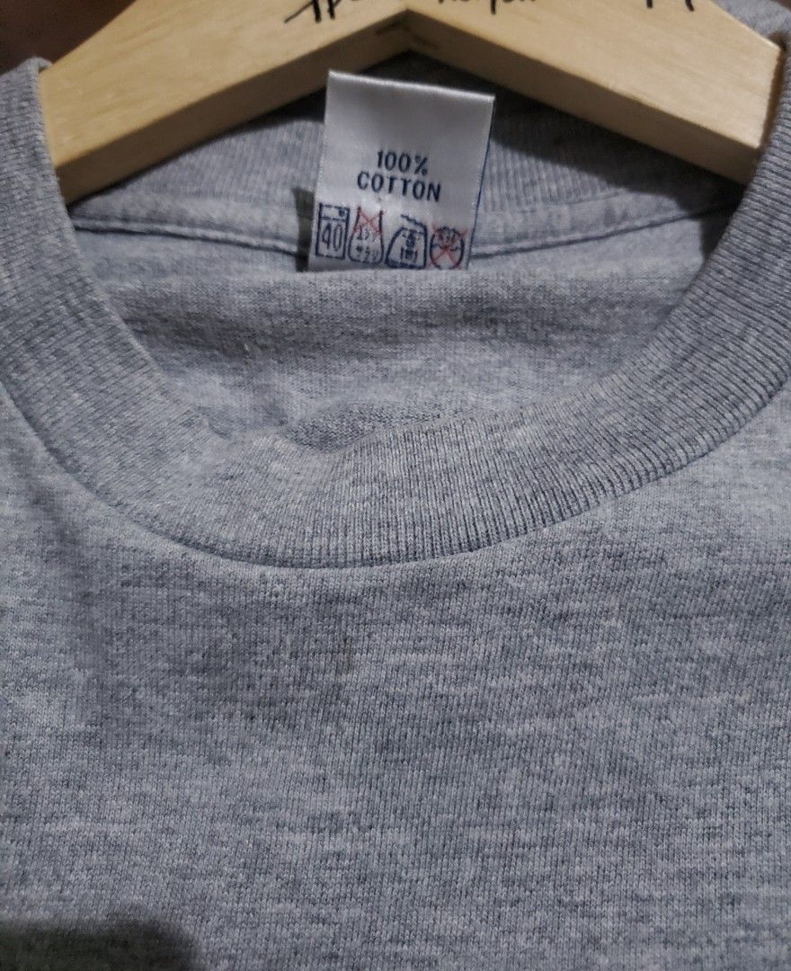 Kaos Penari Hawaii, Fesyen Pria, Pakaian , Atasan di Carousell