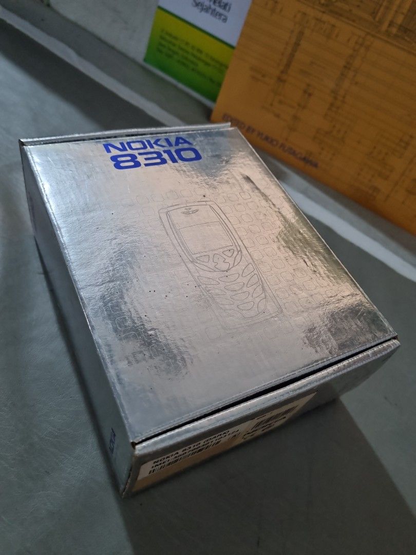 Kardus Nokia 8310 Lengkap Kitab dan Bon, Telepon Seluler & Tablet ...