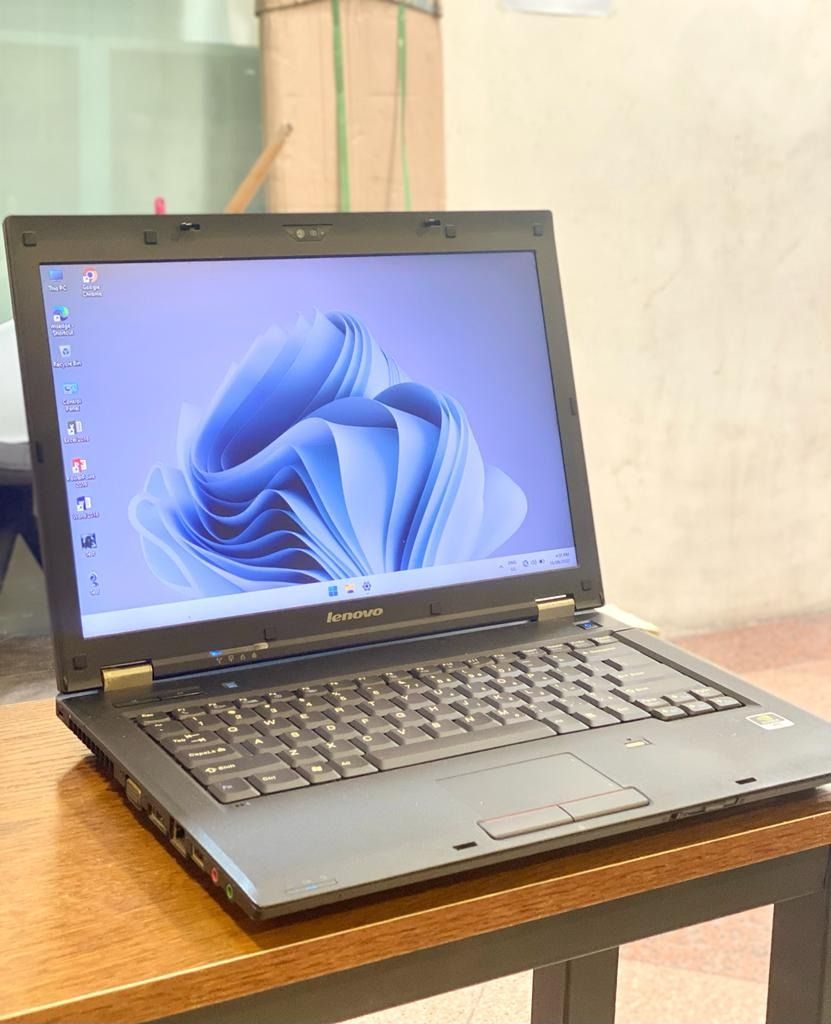 Lenovo 14 Inch I7 SSD Laptop - 4GB RAM + 128GB SSD - Fast Boot Up ...