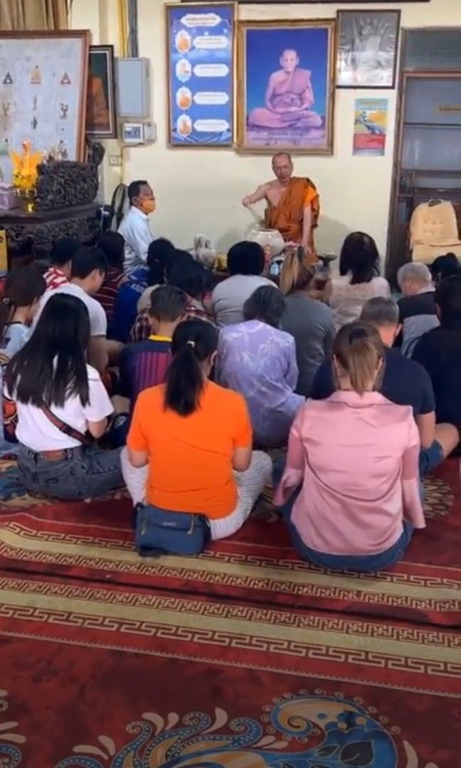 LP JUED BE2557 3K Phra Pidta (38 Tukruts), Hobbies & Toys, Memorabilia ...