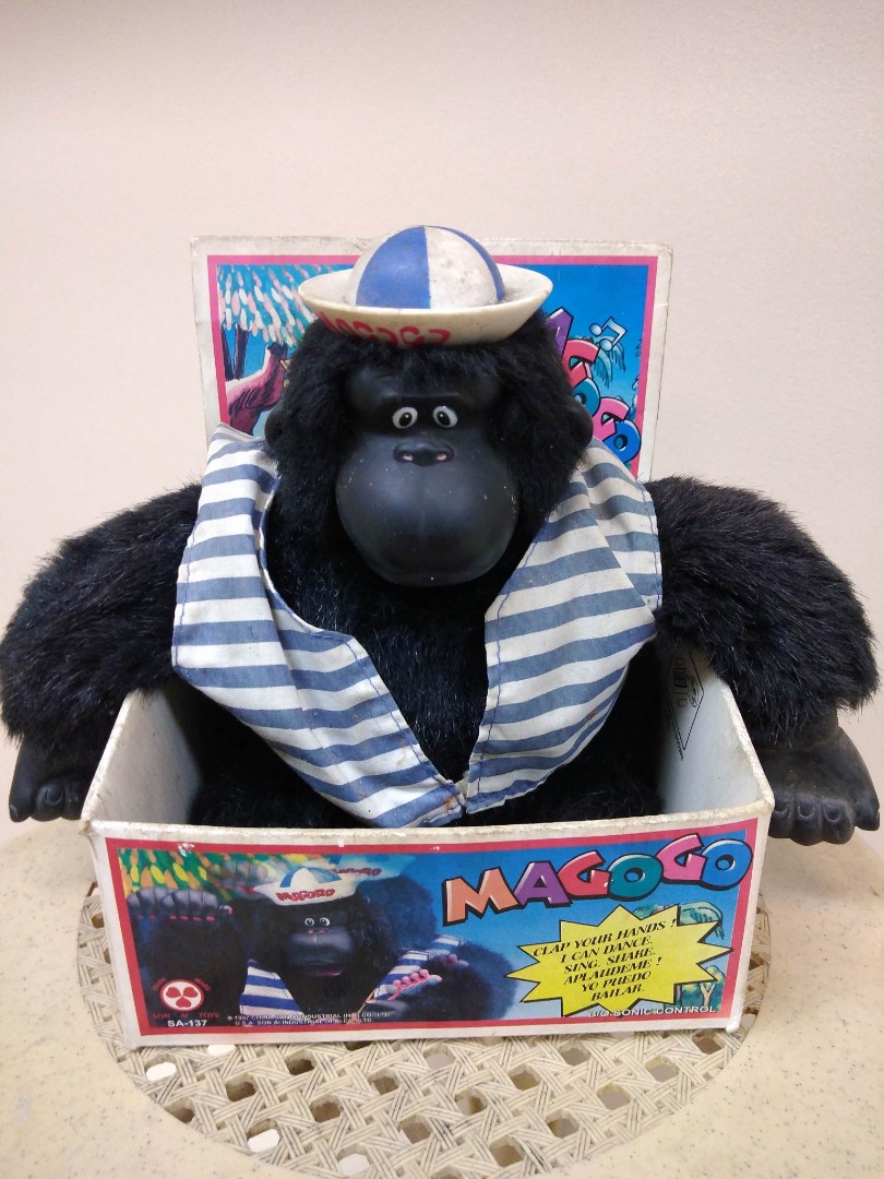 Magogo macarena toy, Hobbies & Toys, Memorabilia & Collectibles ...