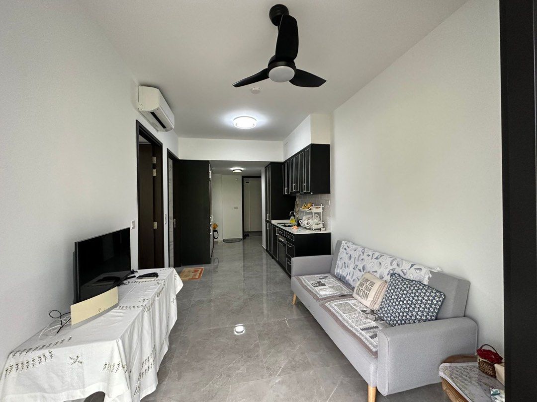 Mayfair Garden | Immediate! Stunning 1 Plus Study Unit Facing Greenery ...