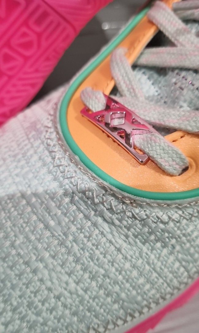 Lebron 20 XX Time machine, Men's Fashion, Footwear, Sneakers on Carousell