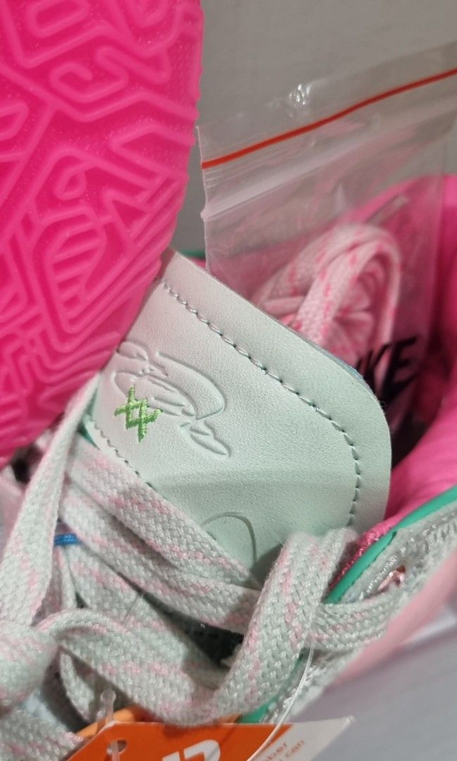 Lebron 20 XX Time machine, Men's Fashion, Footwear, Sneakers on Carousell