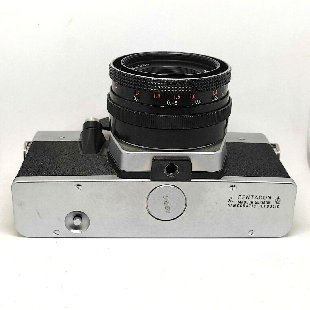 Praktica Super TL2 Mechanical SLR Film Camera with Aus Jena (Carl Zeiss) 50mm Prime Lens ...