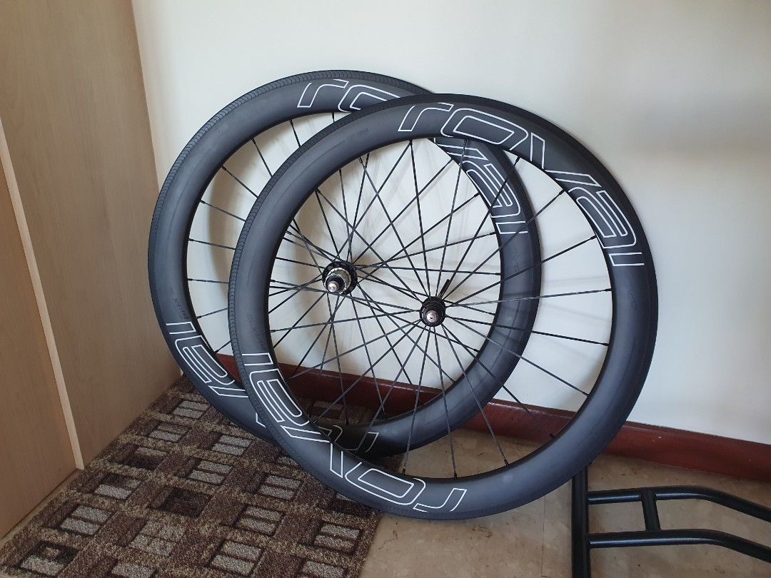 Roval 60mm carbon wheelset rim, Sports Equipment, Bicycles & Parts ...