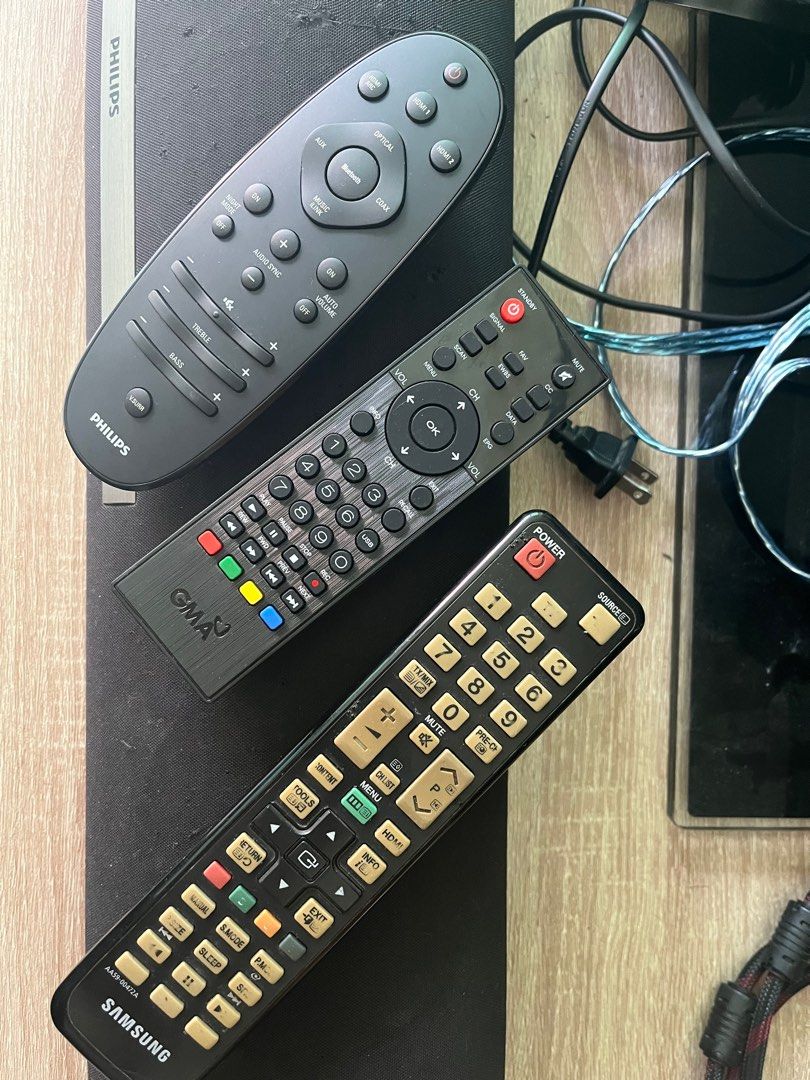 Samsung 37 inch LED TV with Soundbar, TV & Home Appliances, TV ...