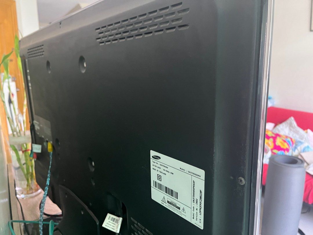 Samsung 37 inch LED TV with Soundbar, TV & Home Appliances, TV ...