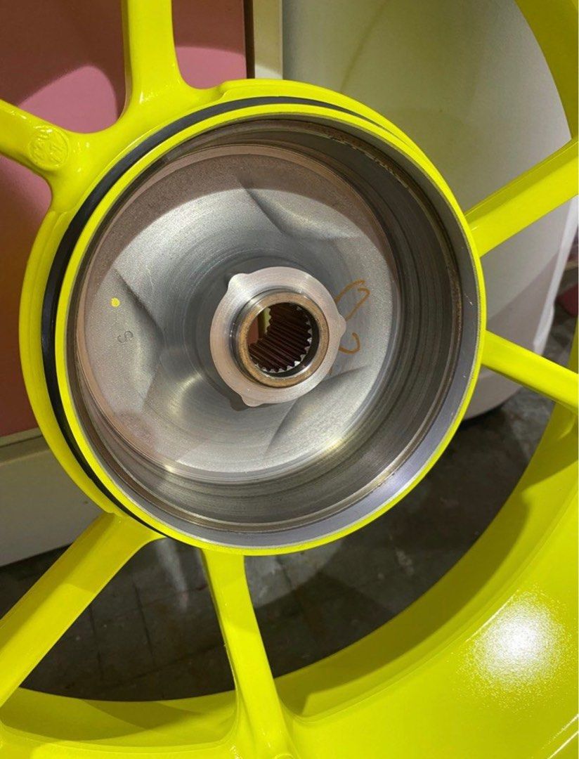 SECOND HAND AEROX V1 / V2 STOCK RIMS NEON GREEN / YELLOW WITH MAXXIS ...