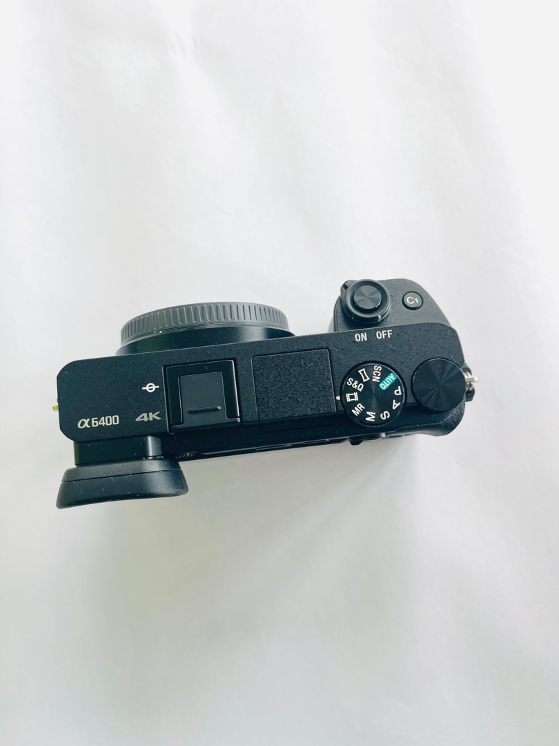 Sony a6400 + Kit lens + Sigma 16 f1.4, Photography, Cameras on Carousell