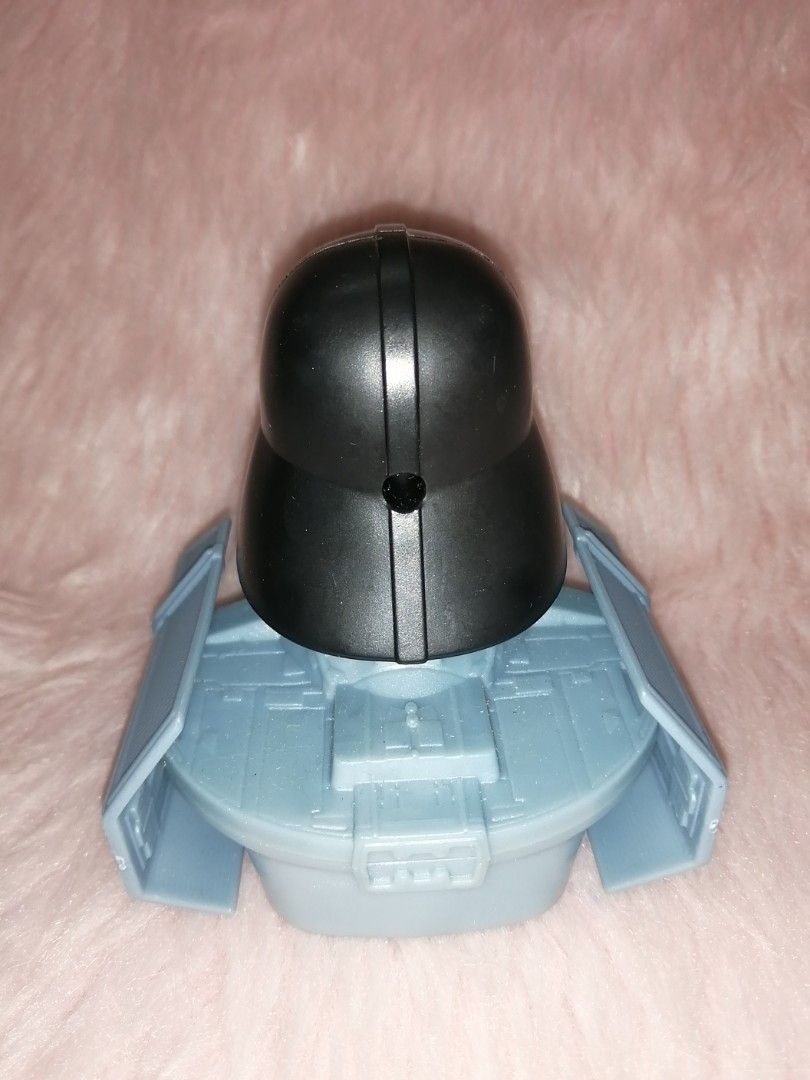 Star Wars Launcher Darth Vader 2020 US Mcdonald's toy, Hobbies & Toys ...