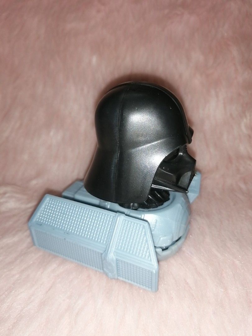 Star Wars Launcher Darth Vader 2020 US Mcdonald's toy, Hobbies & Toys ...