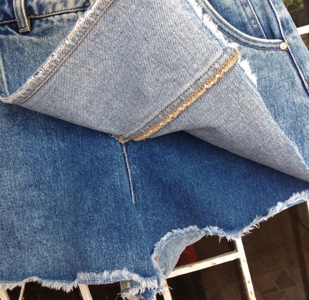 Stradivarius Macarena Short, Women's Fashion, Bottoms, Skirts on Carousell