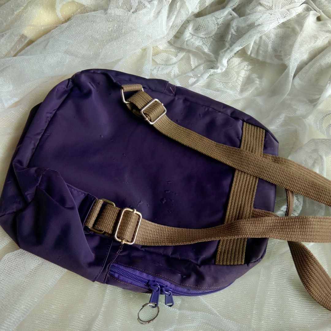 Tas backpack ungu, Fesyen Wanita, Tas & Dompet di Carousell