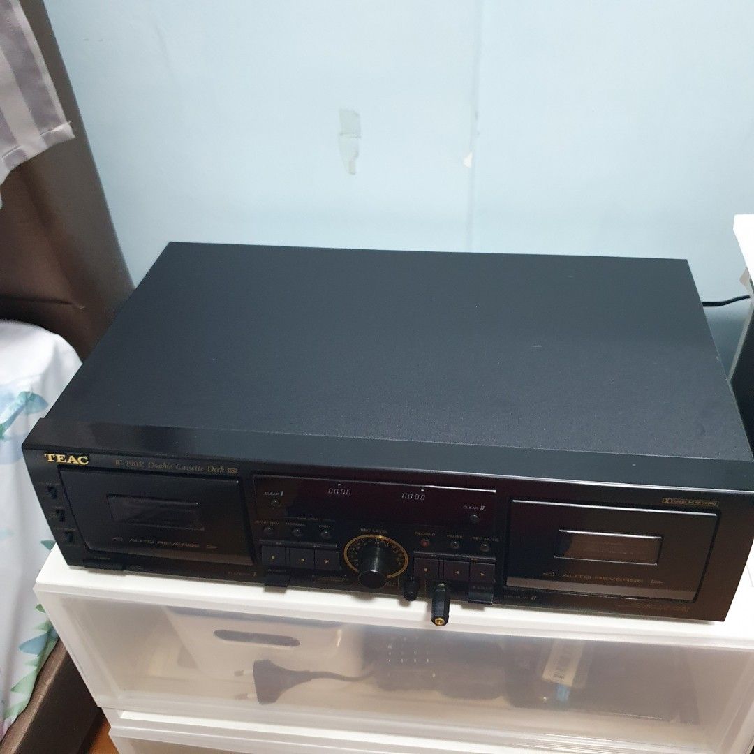TEAC W-790R Cassette Deck, Audio, Other Audio Equipment on Carousell