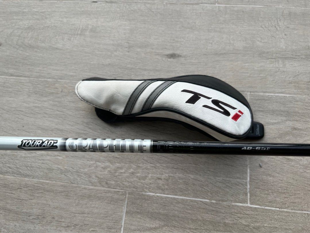 Titleist TSi2 4 hybrid with aftermarket Tour Ad shaft, Sports Equipment, Sports & Games, Golf on ...