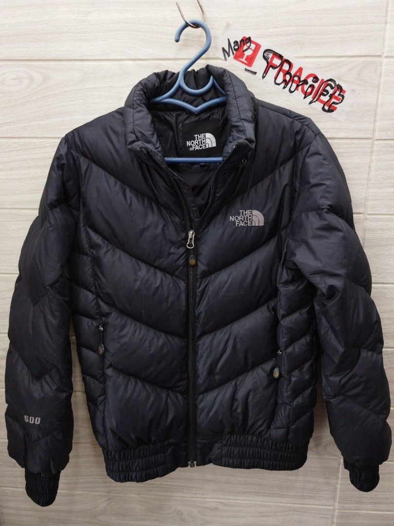 TNF PUFFER 600 SERIES on Carousell