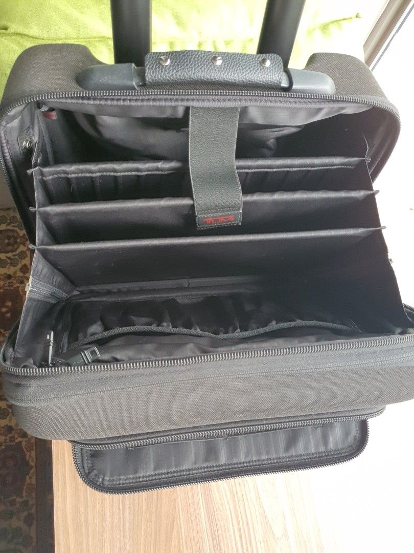 Tumi Pilot Bag , Cabin Luggage , Business Briefcase , Carry on, Men's ...