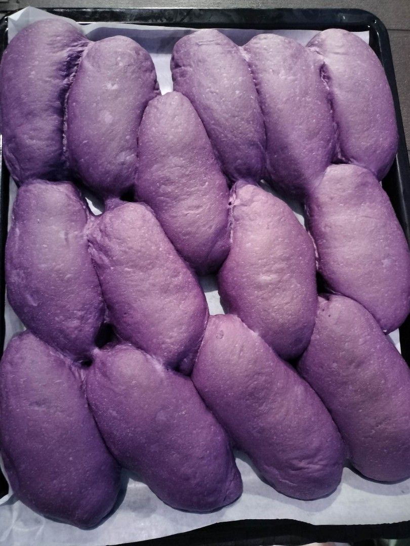 Ube halaya milky cheese roll, Food & Drinks, Homemade Bakes on Carousell