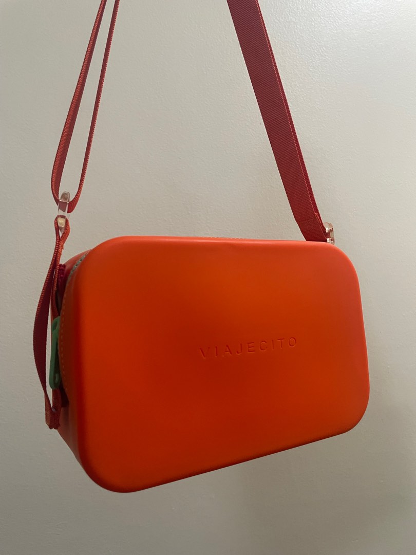 Viajecito Splashkit, Women's Fashion, Bags & Wallets, Cross-body Bags ...