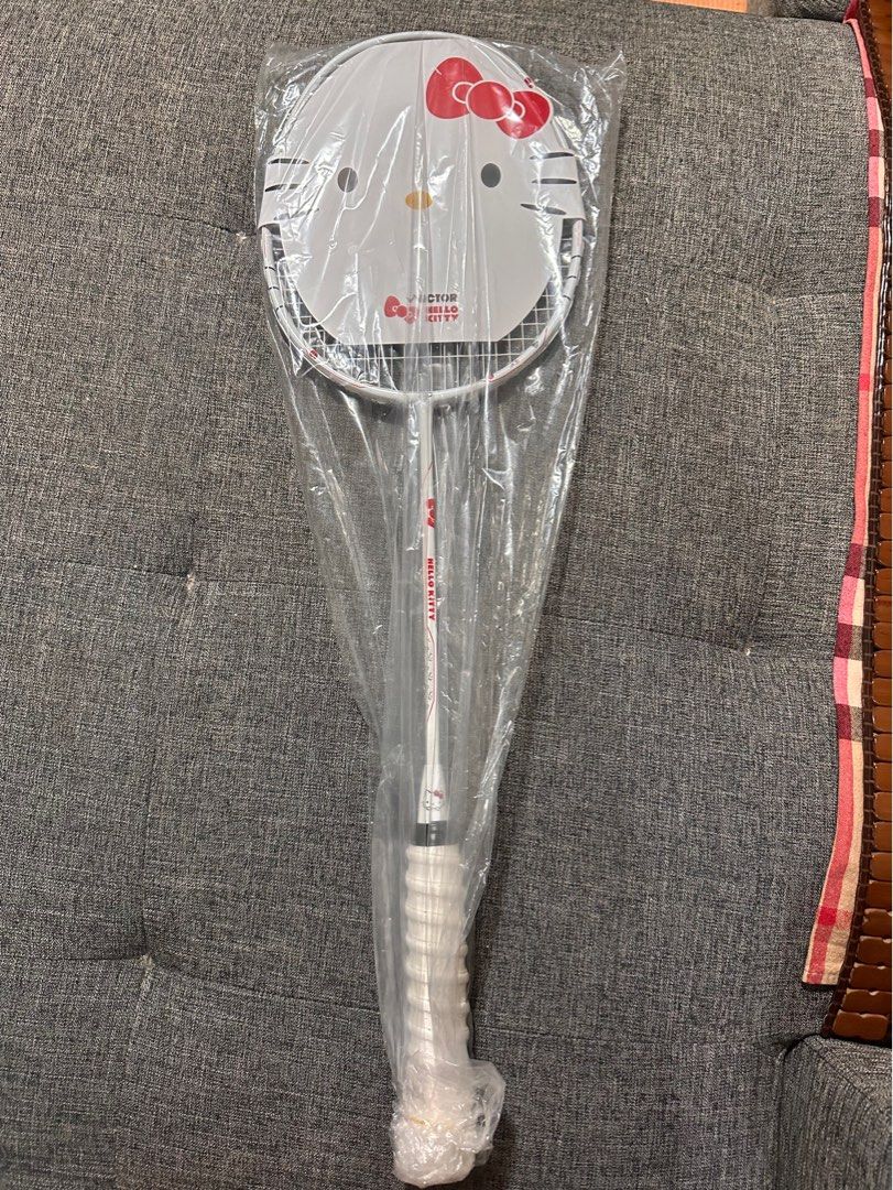 victor hello kitty Badminton Racket, Sports Equipment, Sports & Games ...
