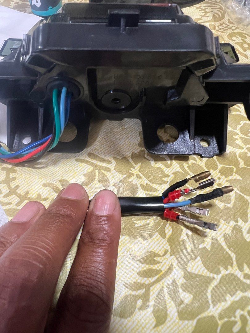 y15zr sniper rear signal/stop light, Motorcycles, Motorcycle ...